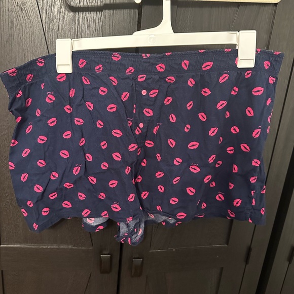 PINK Victoria's Secret | Intimates & Sleepwear | Victorias Secret Pink ...